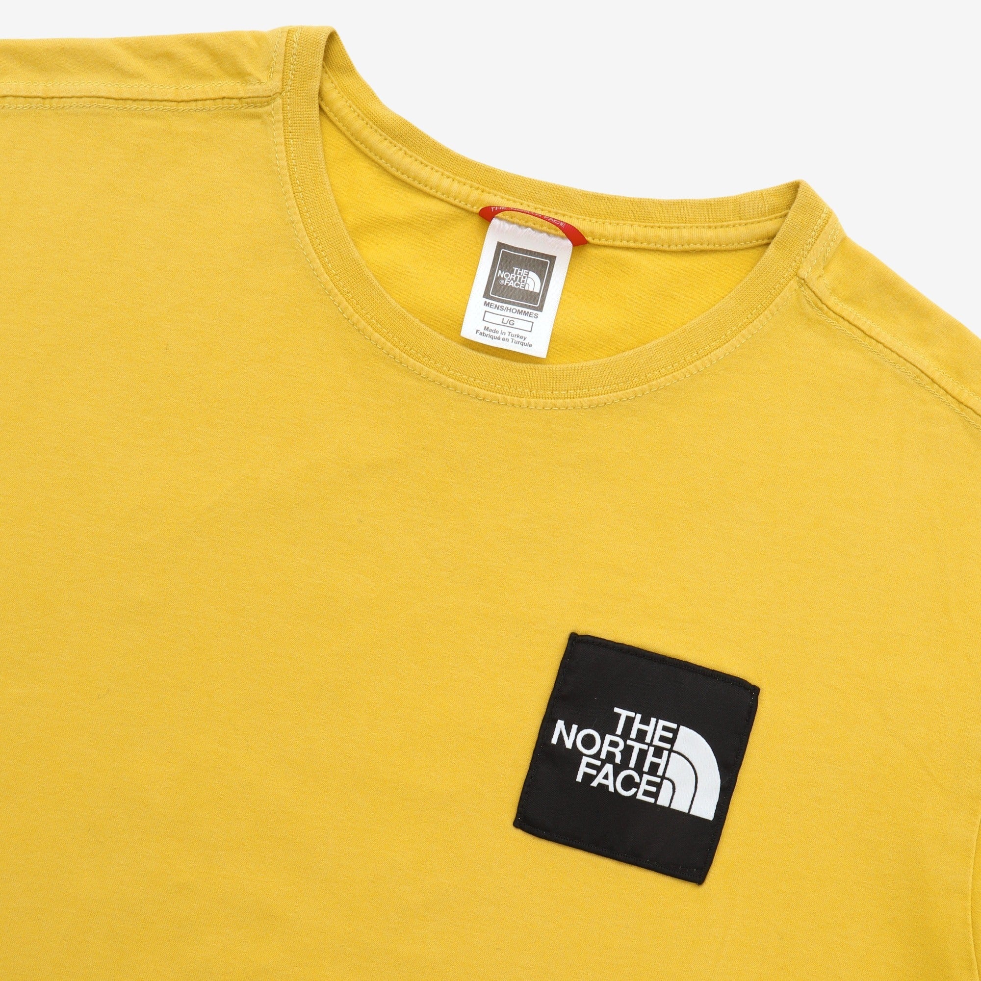 The North Face Logo Patch Graphic T-Shirt – Marrkt